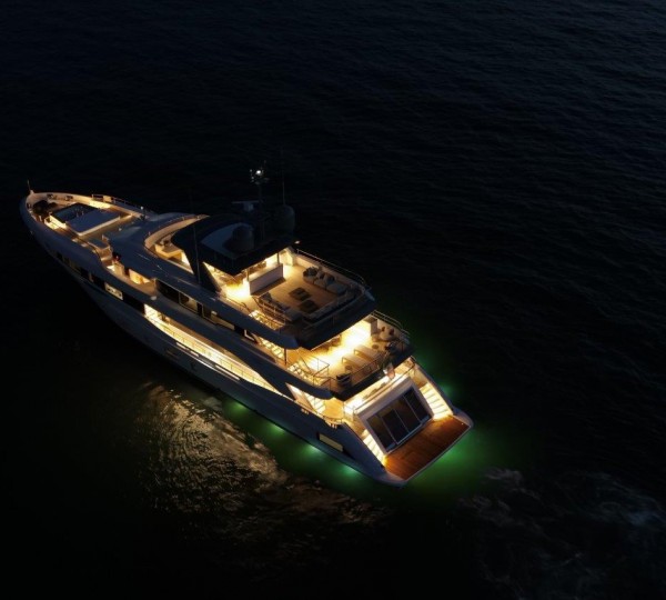 Yacht INK, Benetti | CHARTERWORLD Luxury Superyacht Charters